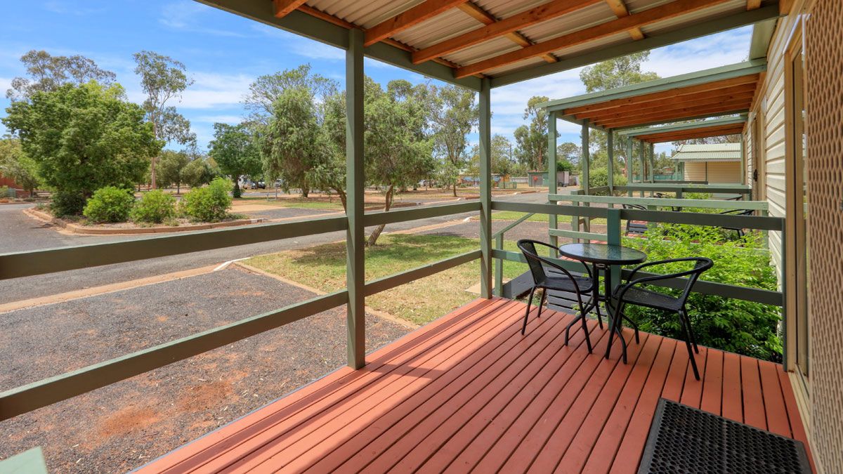 Studio Cabins in Cobar | Cosy Stays for Travellers